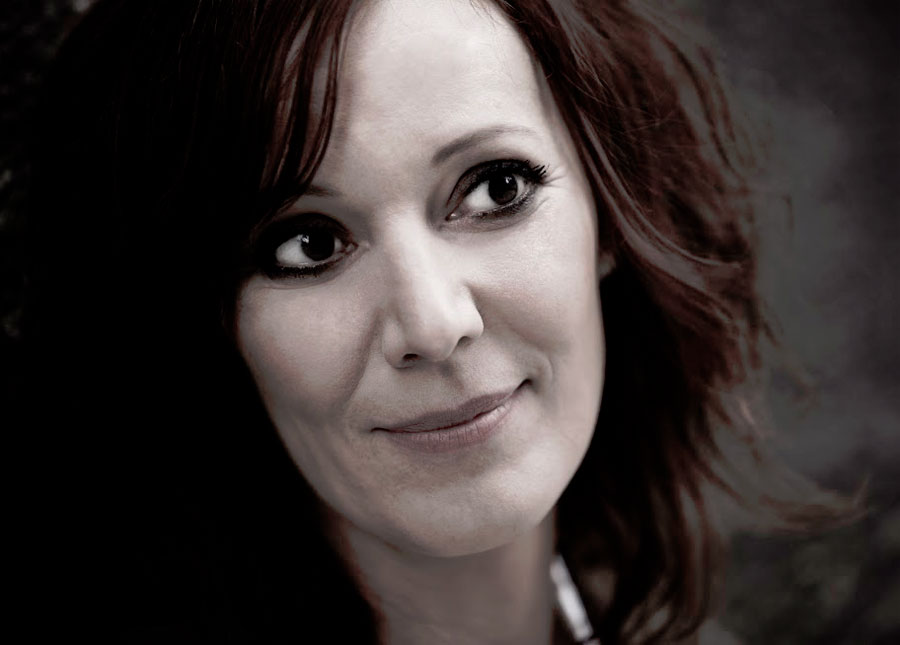 Kulturní portál – Szidi Tobias: Vánoční koncert – Hrají: Szidi Tobias ...